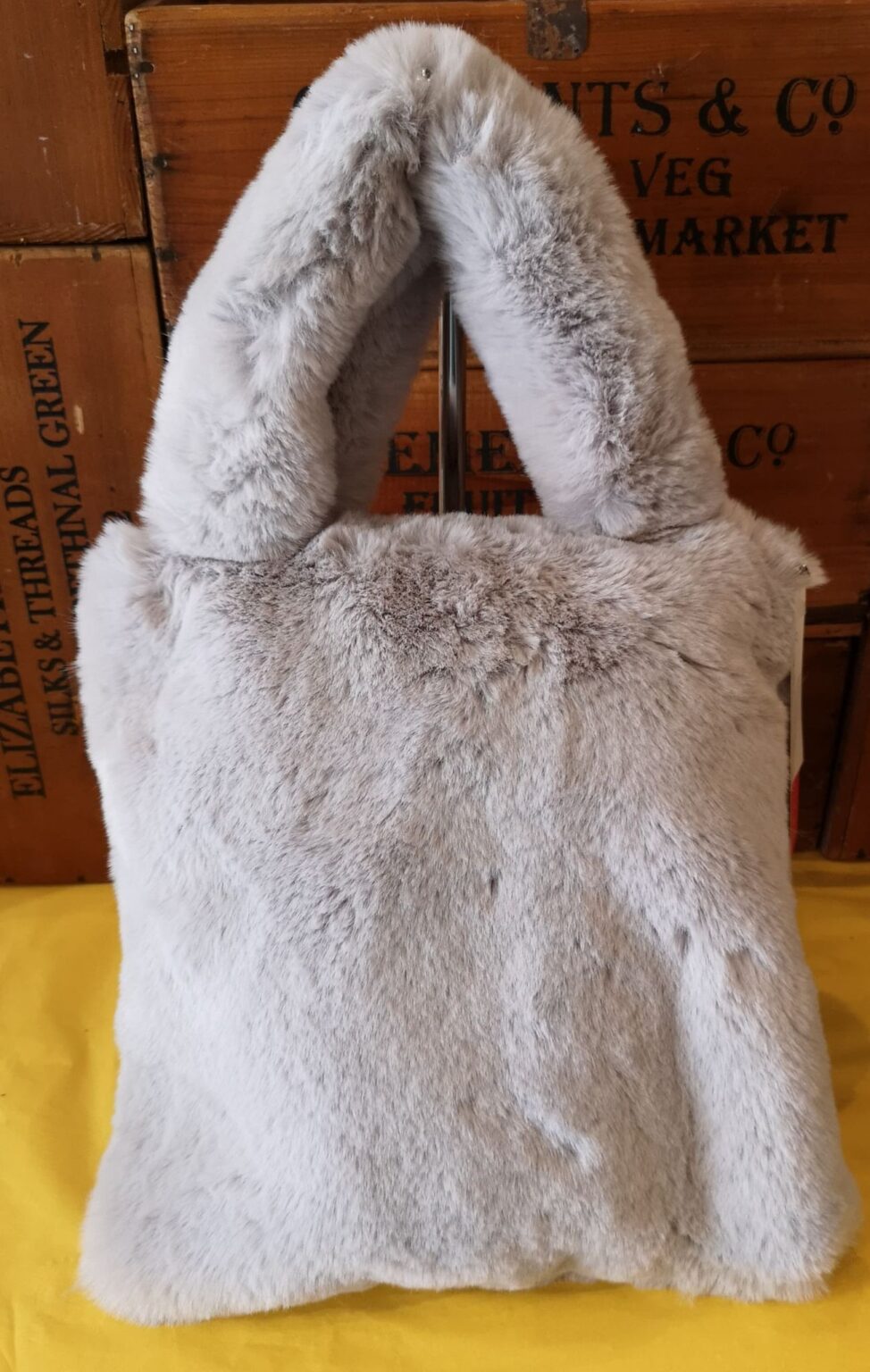 Reeve – Amber Faux Fur Tote Bag – Grey – Elspeth Mills Clothing